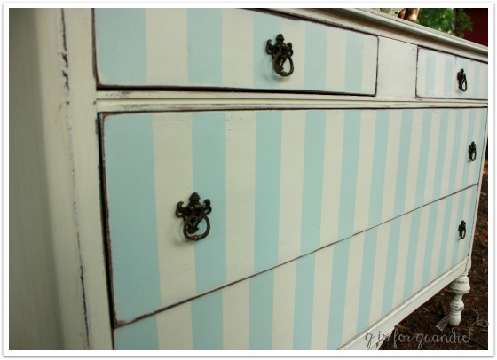 how to paint stripes; or measure twice, stripe once. – q is for quandie