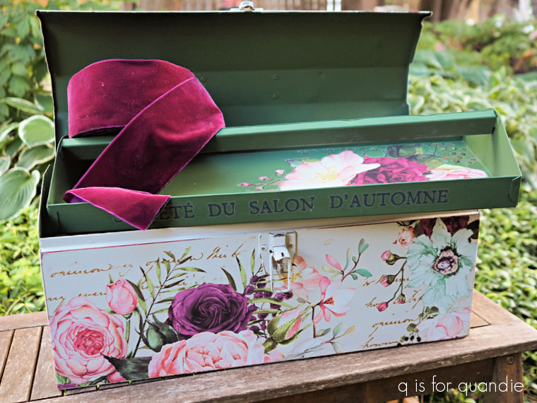 the violet hill toolbox. – q is for quandie