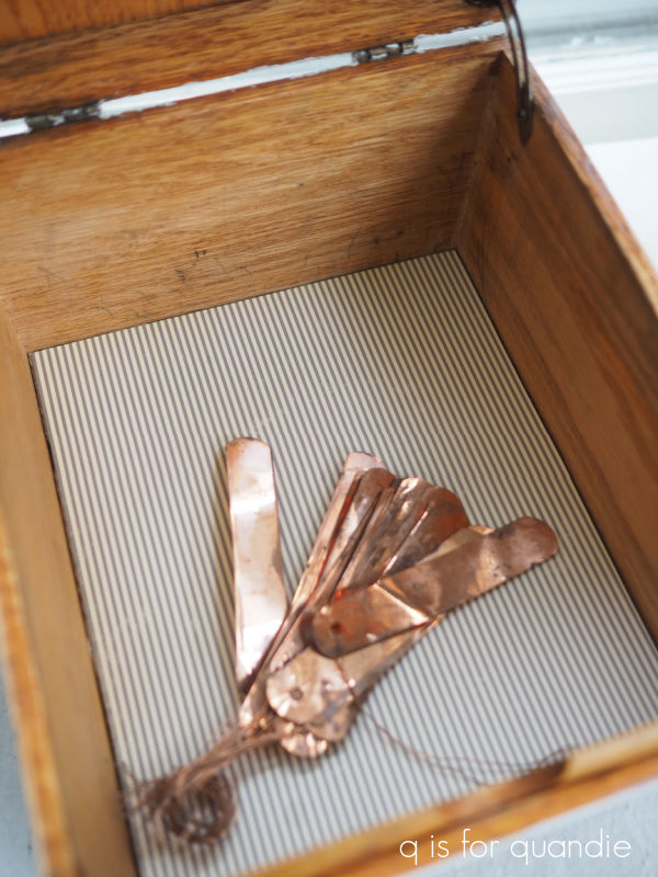 the botanist box. – q is for quandie