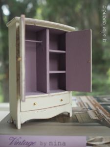 q is for quandie – from a vintage vantagepoint.