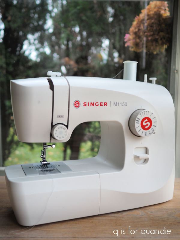 sewing in miniature. – q is for quandie